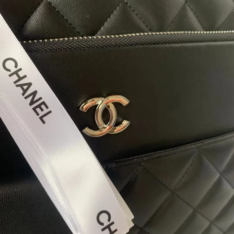 Cut-rate Chanel Shopping Bags