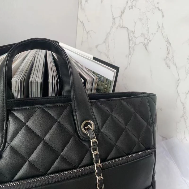 Cut-rate Chanel Shopping Bags