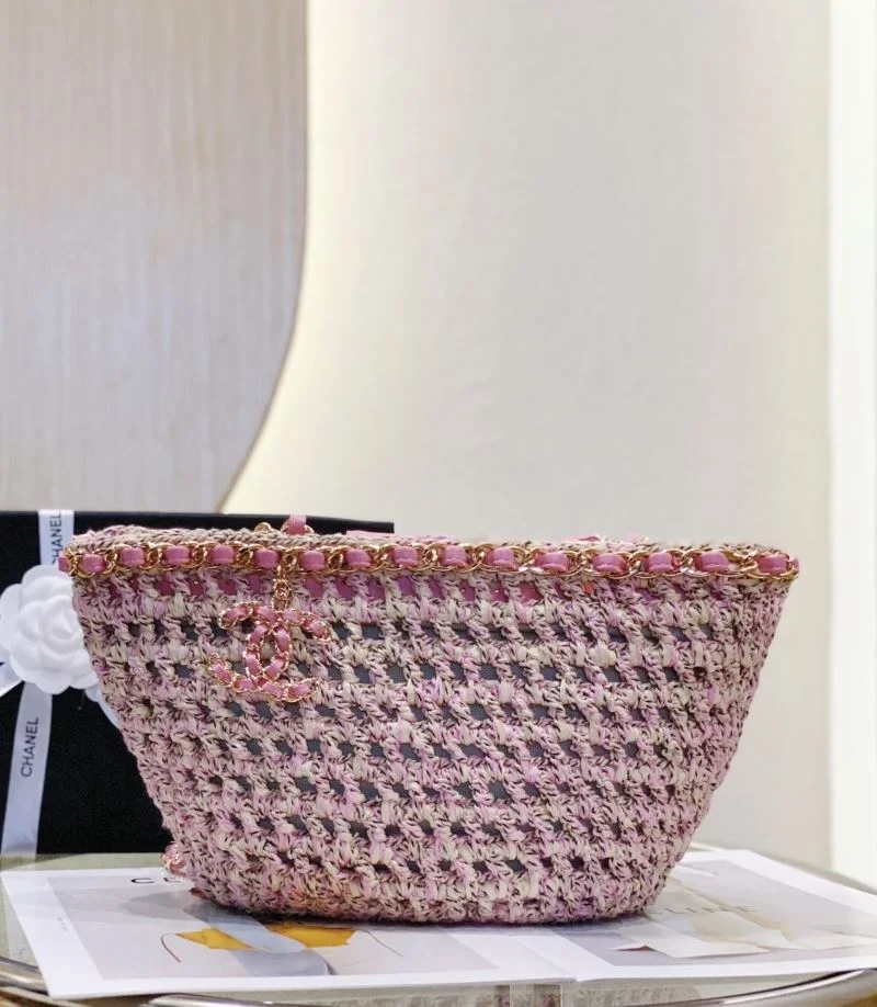 Top match Chanel Shopping Bags