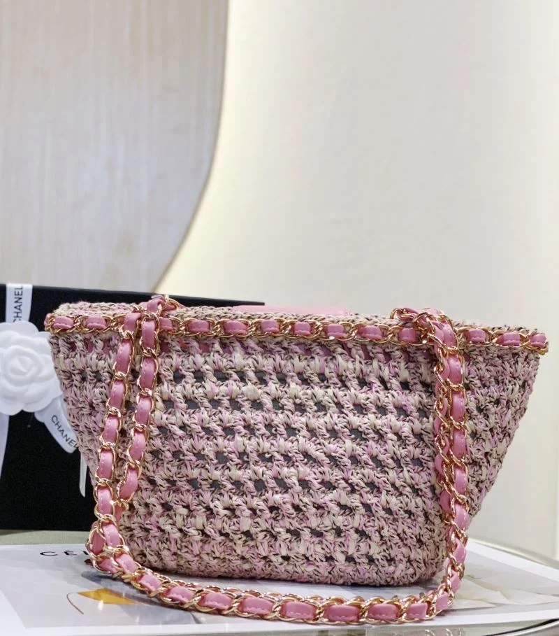 Top match Chanel Shopping Bags