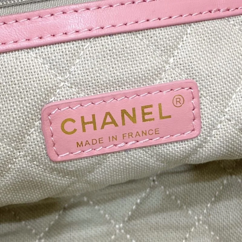 Top match Chanel Shopping Bags