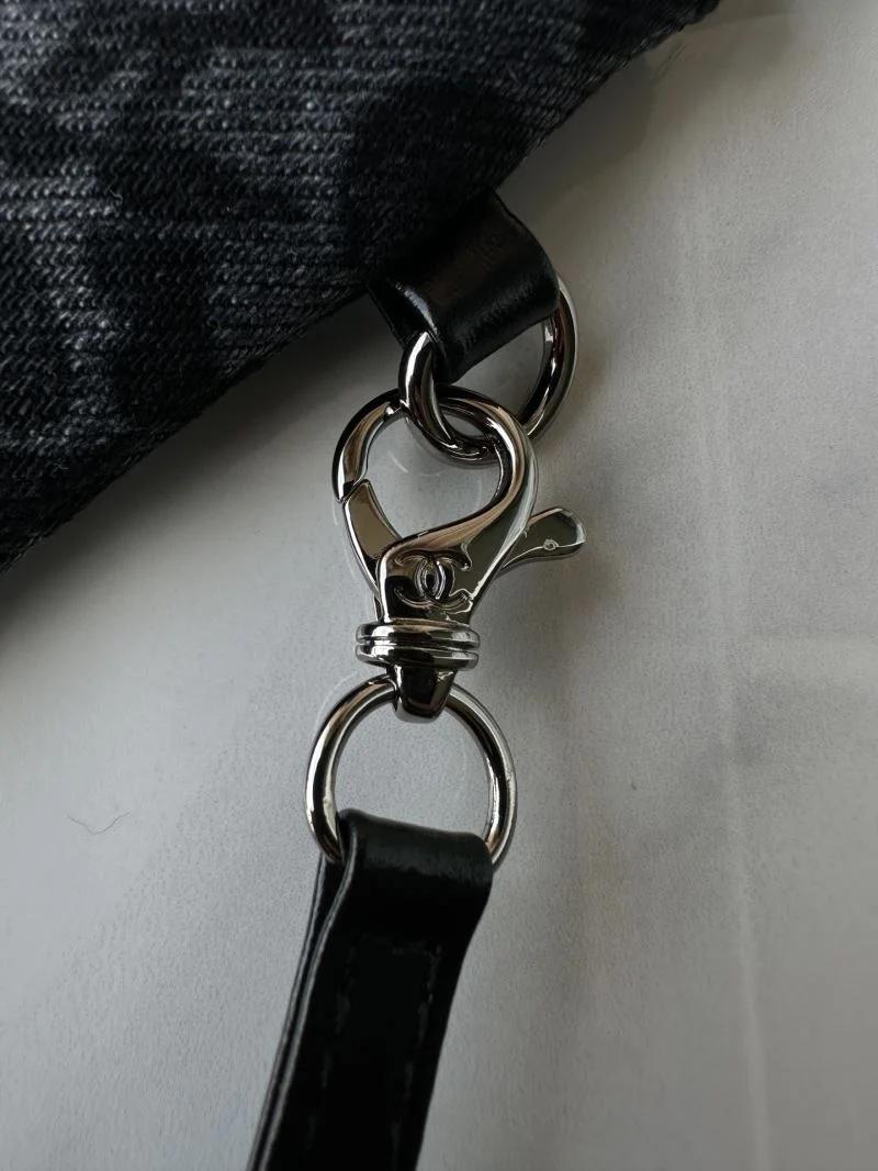 Top mirror Chanel Shopping Bags