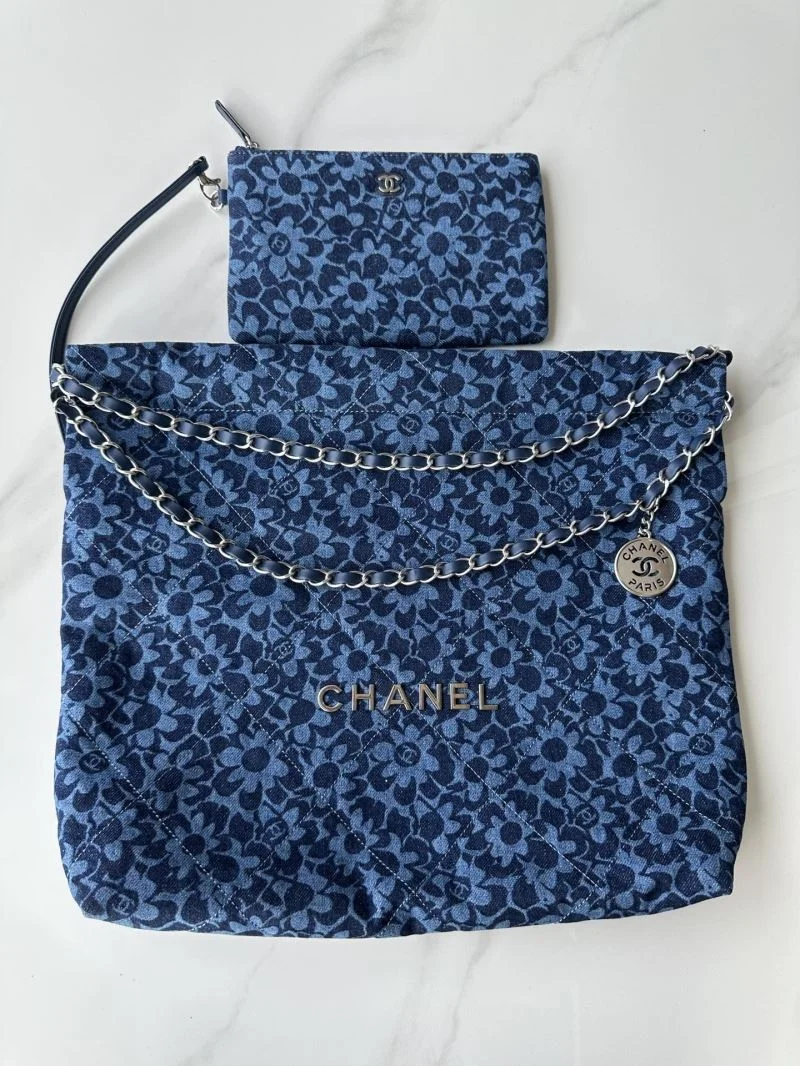 Chanel Shopping Bags
