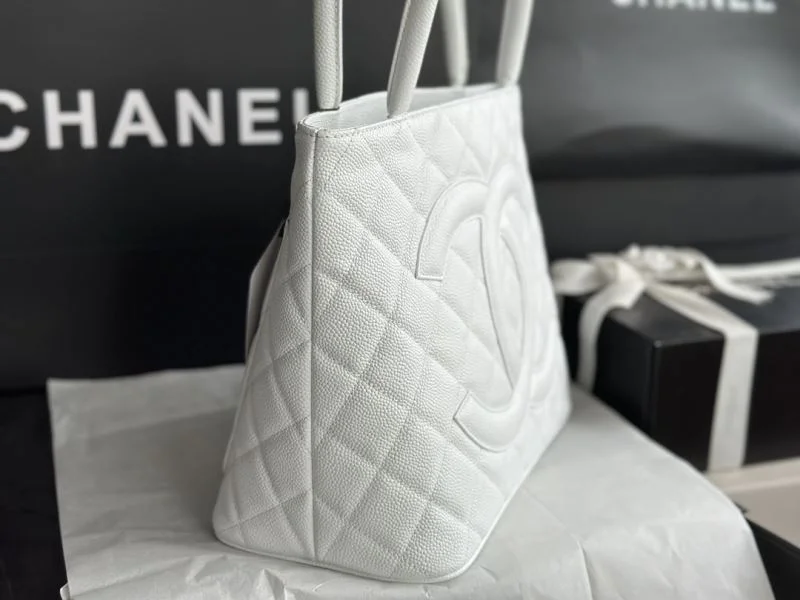 Mirror quality Chanel Shopping Bags