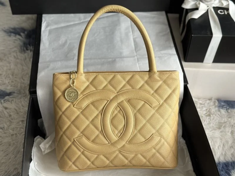 Brand-original Chanel Shopping Bags