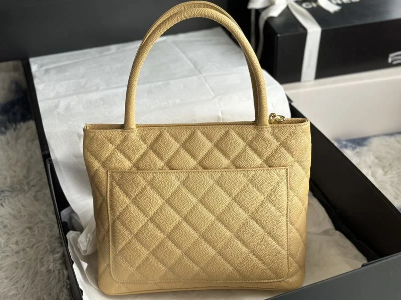 Brand-original Chanel Shopping Bags