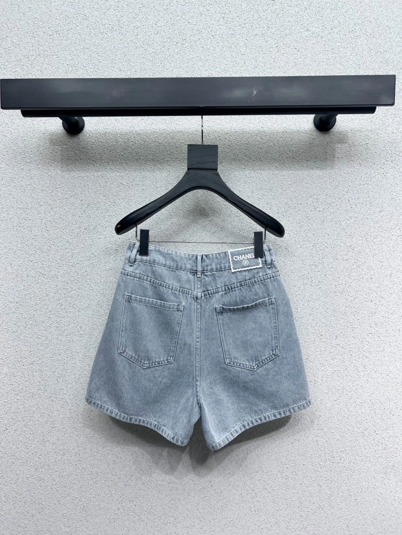 Discounted Chanel Short Pants