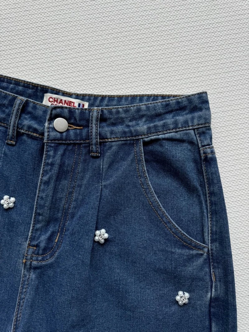 Value-priced Chanel Short Pants