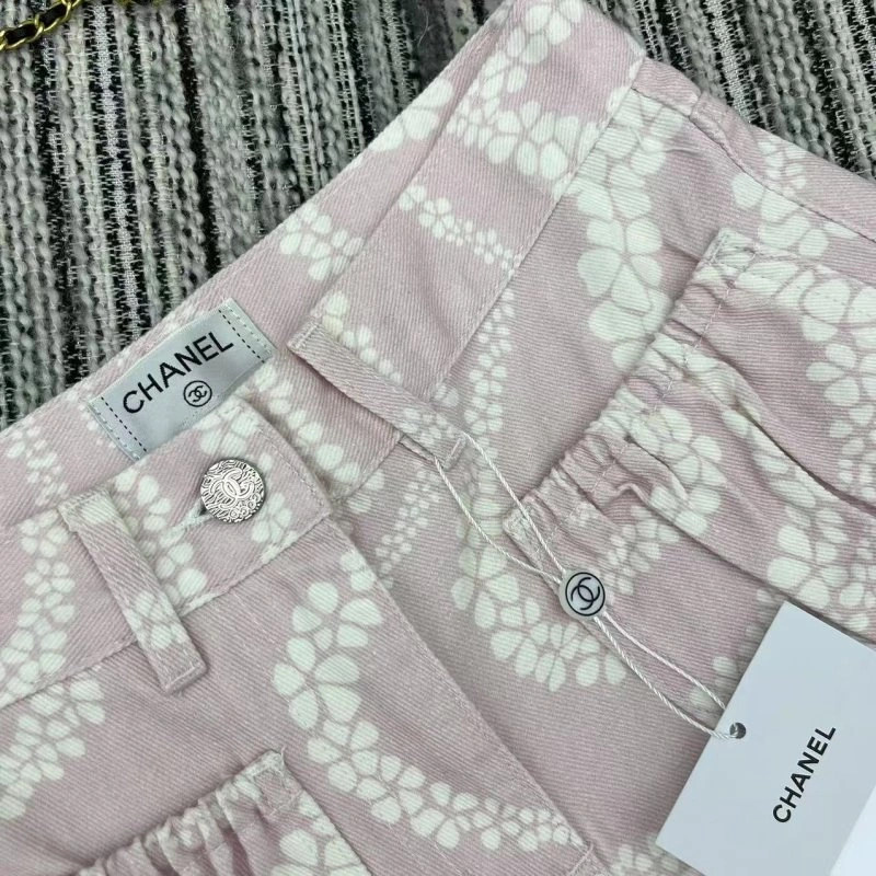 Accurate model Chanel Short Pants