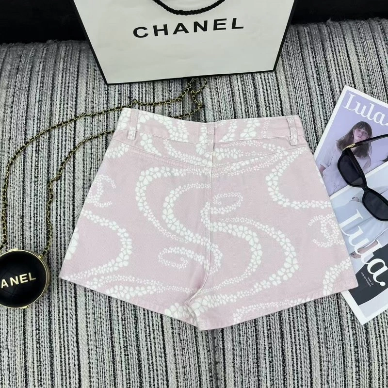 Accurate model Chanel Short Pants