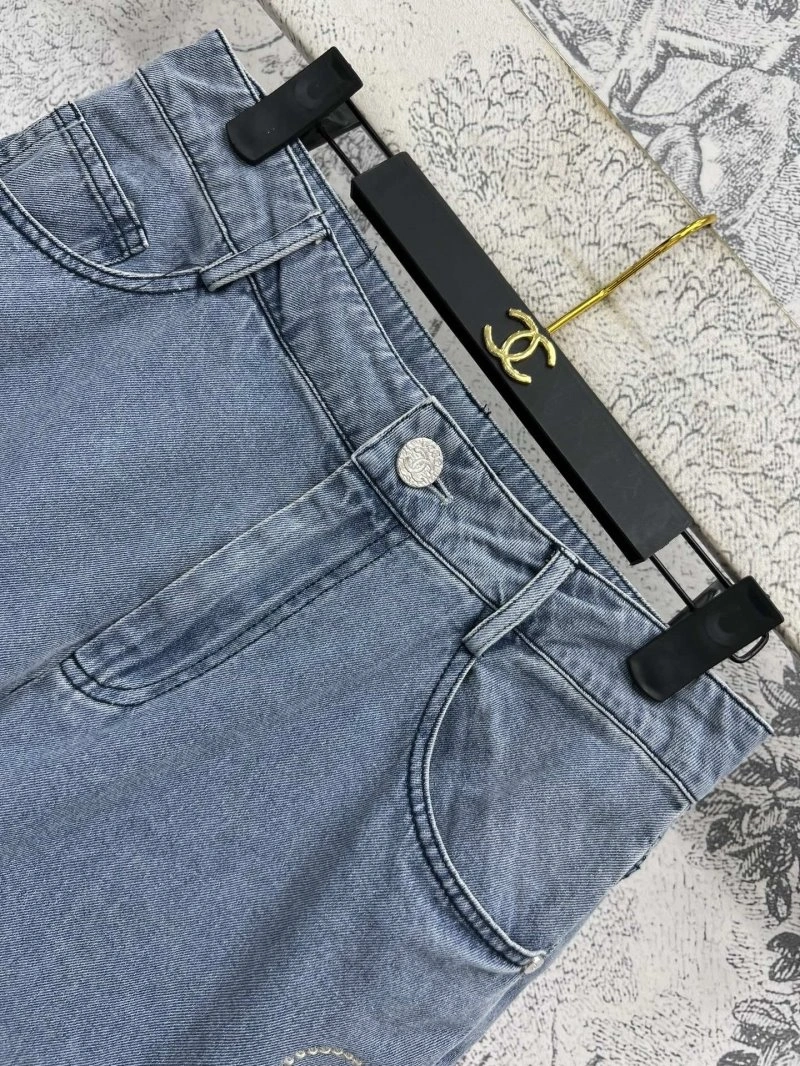 Top match Chanel Short Pants
