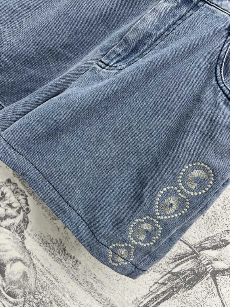 Top match Chanel Short Pants