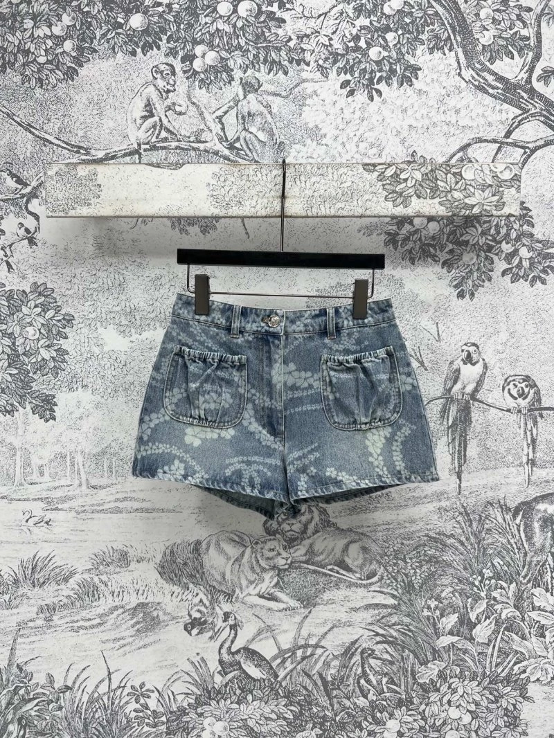 Chanel Short Pants