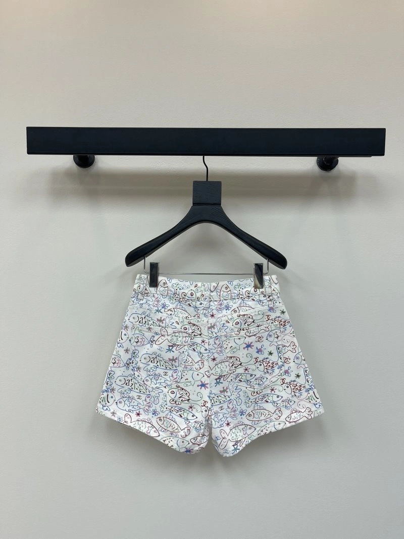 Top match Chanel Short Pants
