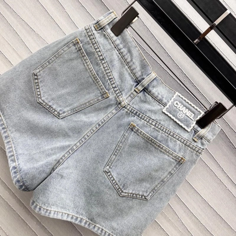 Top mirror Chanel Short Pants
