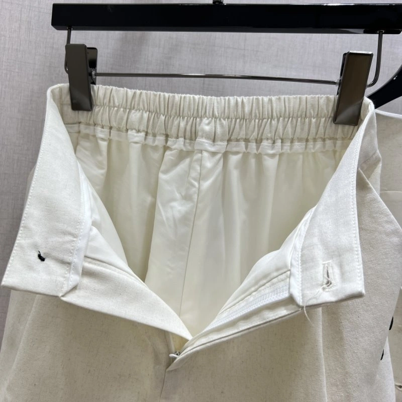 Top match Chanel Short Suits