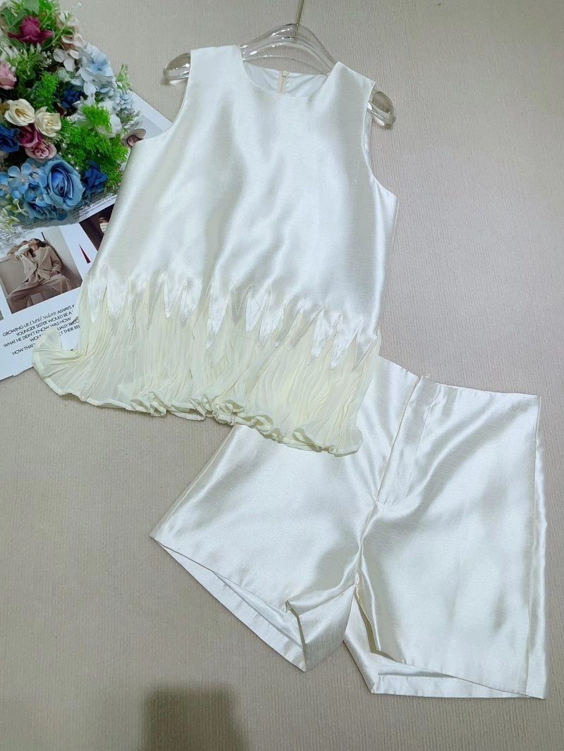 Factory-made Chanel Short Suits