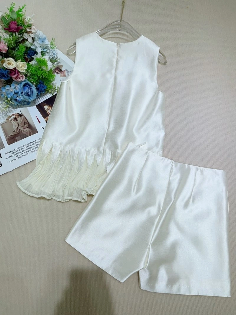 Factory-made Chanel Short Suits
