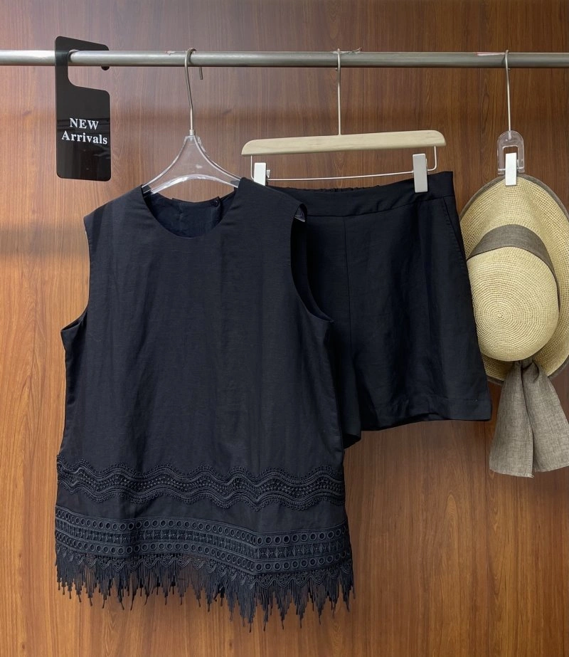 Top mirror Chanel Short Suits