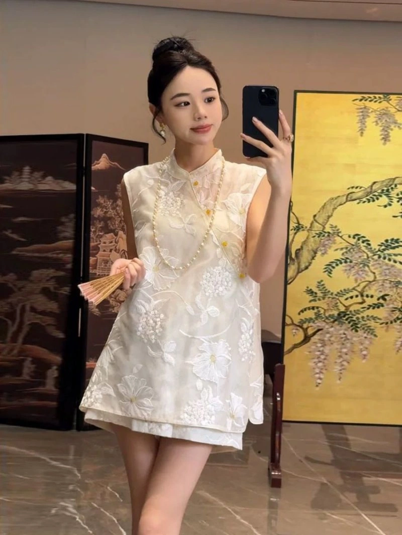 Discounted Chanel Short Suits