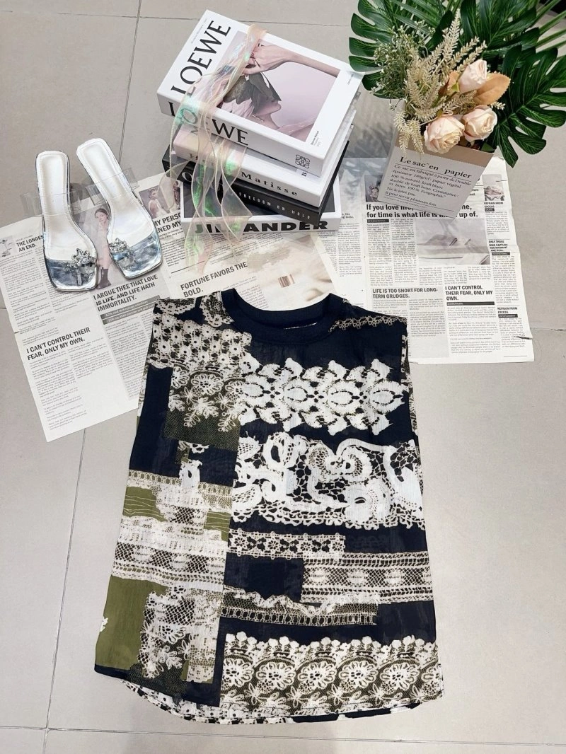 Mirror quality Chanel Short Suits