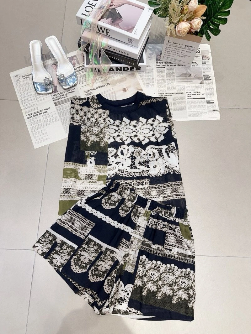 Mirror quality Chanel Short Suits