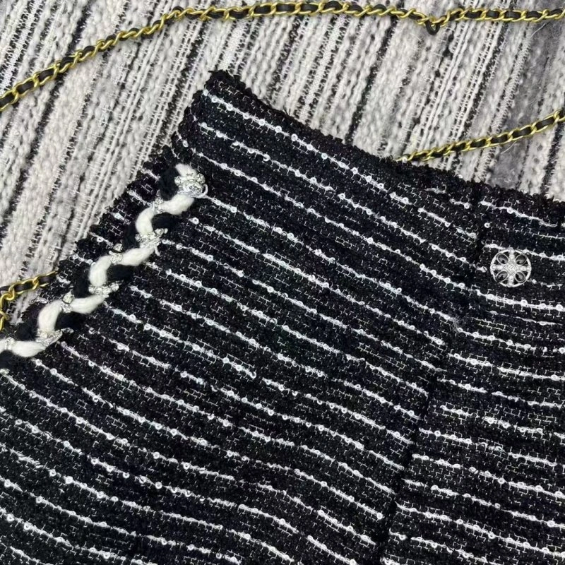 Exact replica Chanel Short Suits