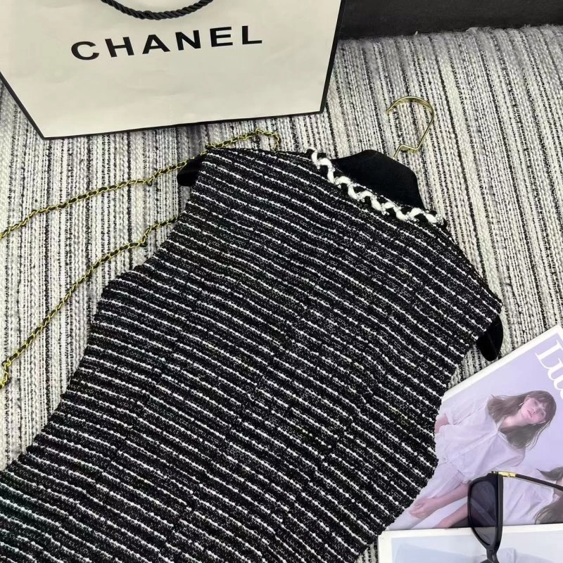 Exact replica Chanel Short Suits