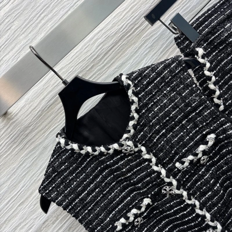 Legit Chanel Short Suits