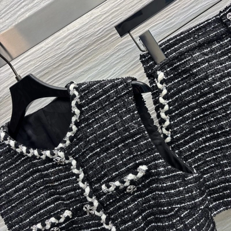 Legit Chanel Short Suits