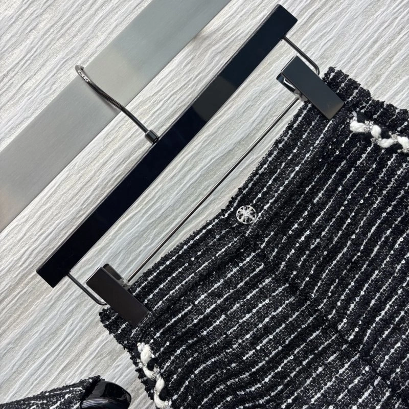 Legit Chanel Short Suits