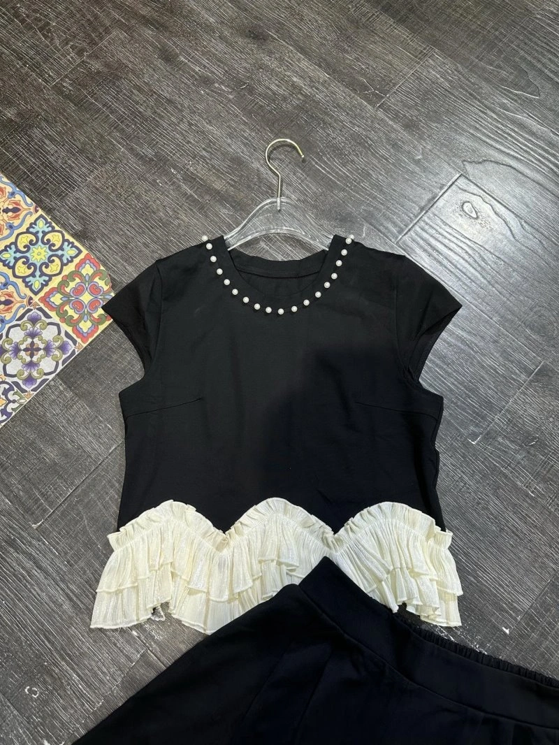 Brand-original Chanel Short Suits