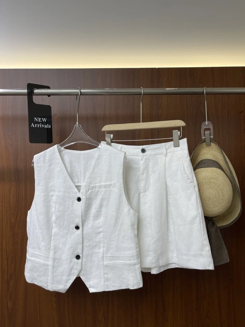 Brand-original Chanel Short Suits