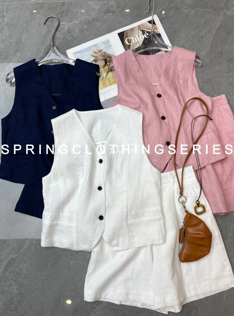 Brand-original Chanel Short Suits