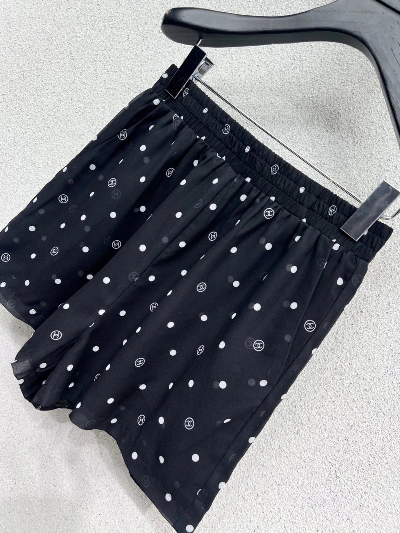 High accuracy Chanel Short Suits