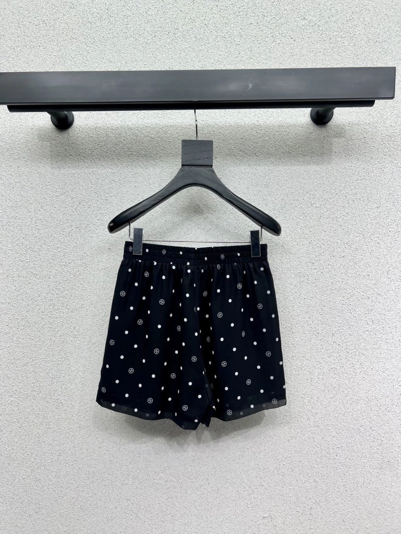 High accuracy Chanel Short Suits