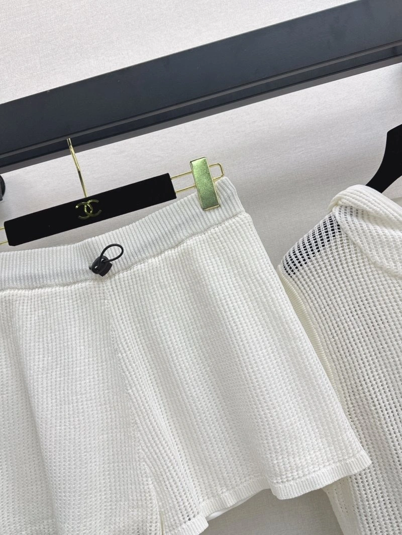 High accuracy Chanel Short Suits