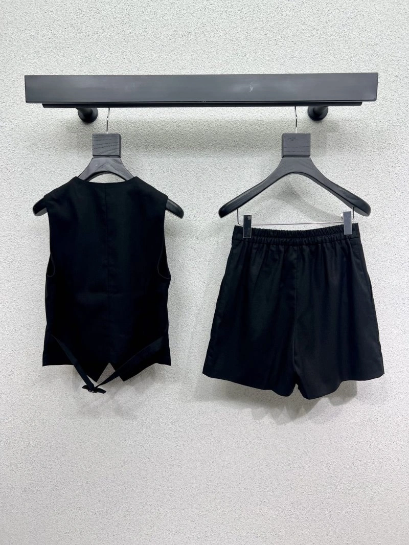 1:1 copy Chanel Short Suits