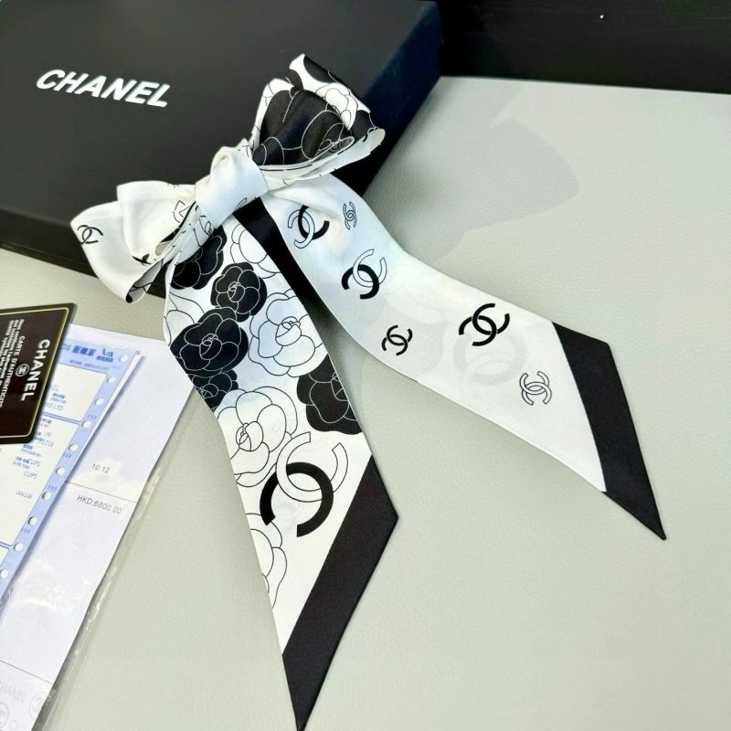Accurate model Chanel Silk