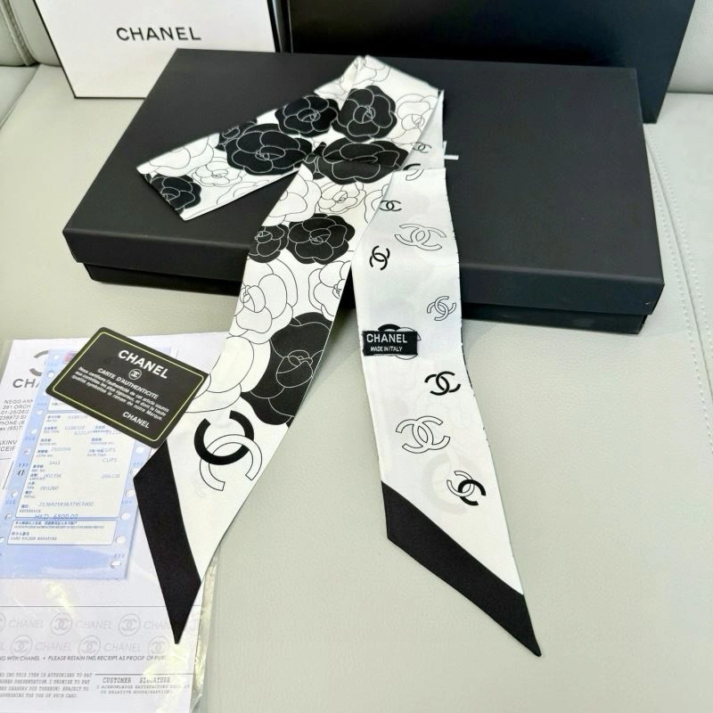 Accurate model Chanel Silk