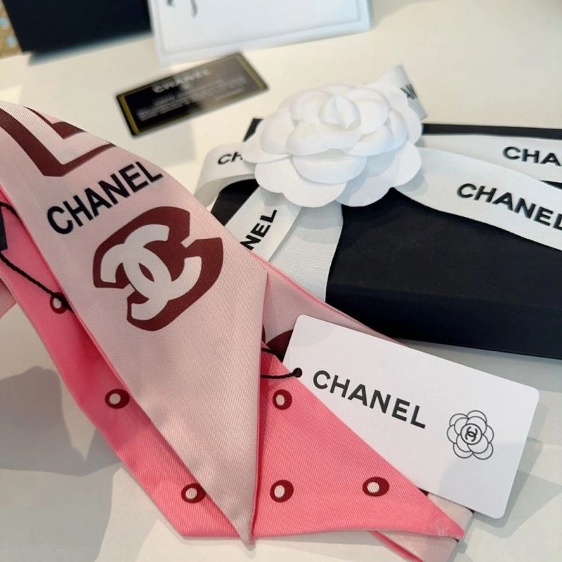 Accurate model Chanel Silk