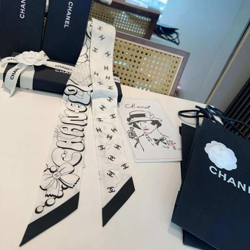 Top match Chanel Silk