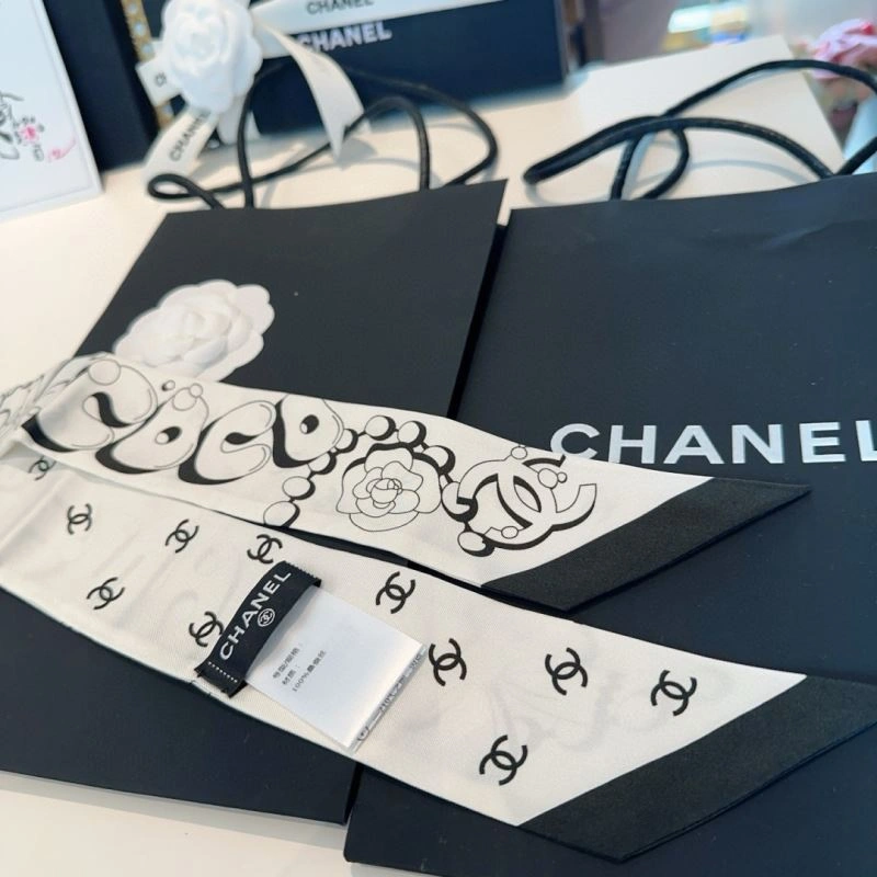 Top match Chanel Silk
