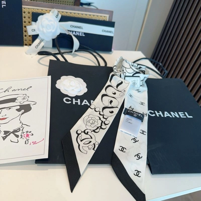Top match Chanel Silk