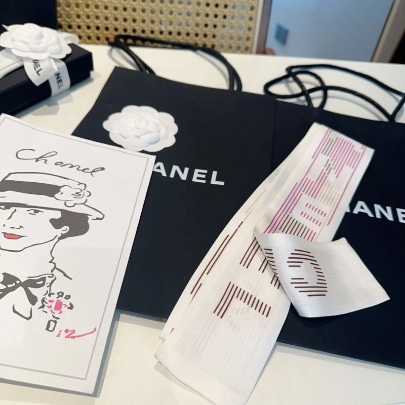 Legit Chanel Silk