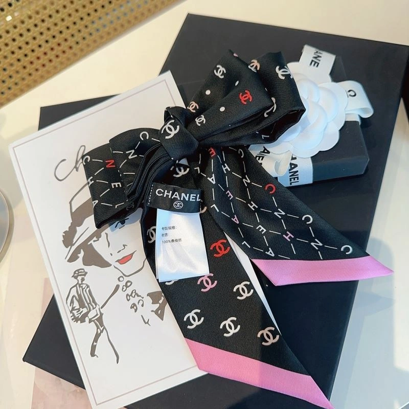 Top match Chanel Silk