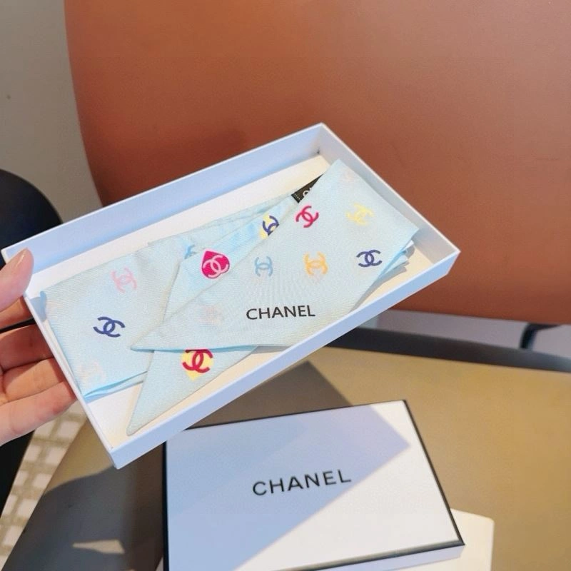 Top match Chanel Silk