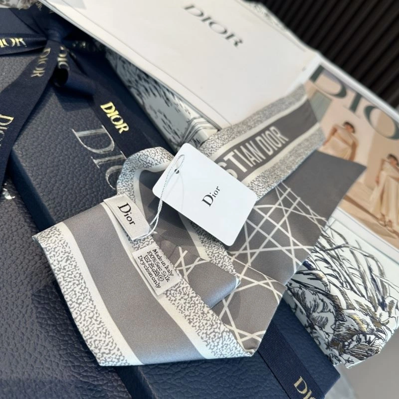 Brand-original Chanel Silk
