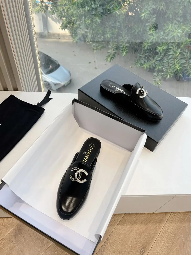 Brand-original Chanel Slippers