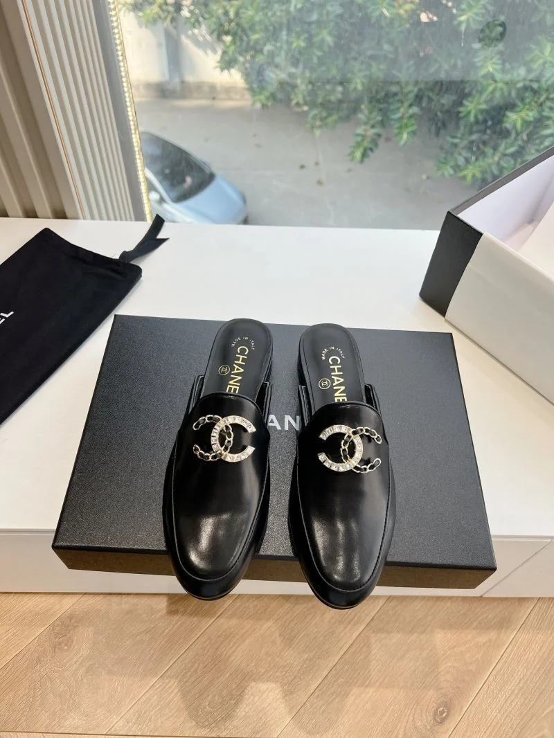 Brand-original Chanel Slippers